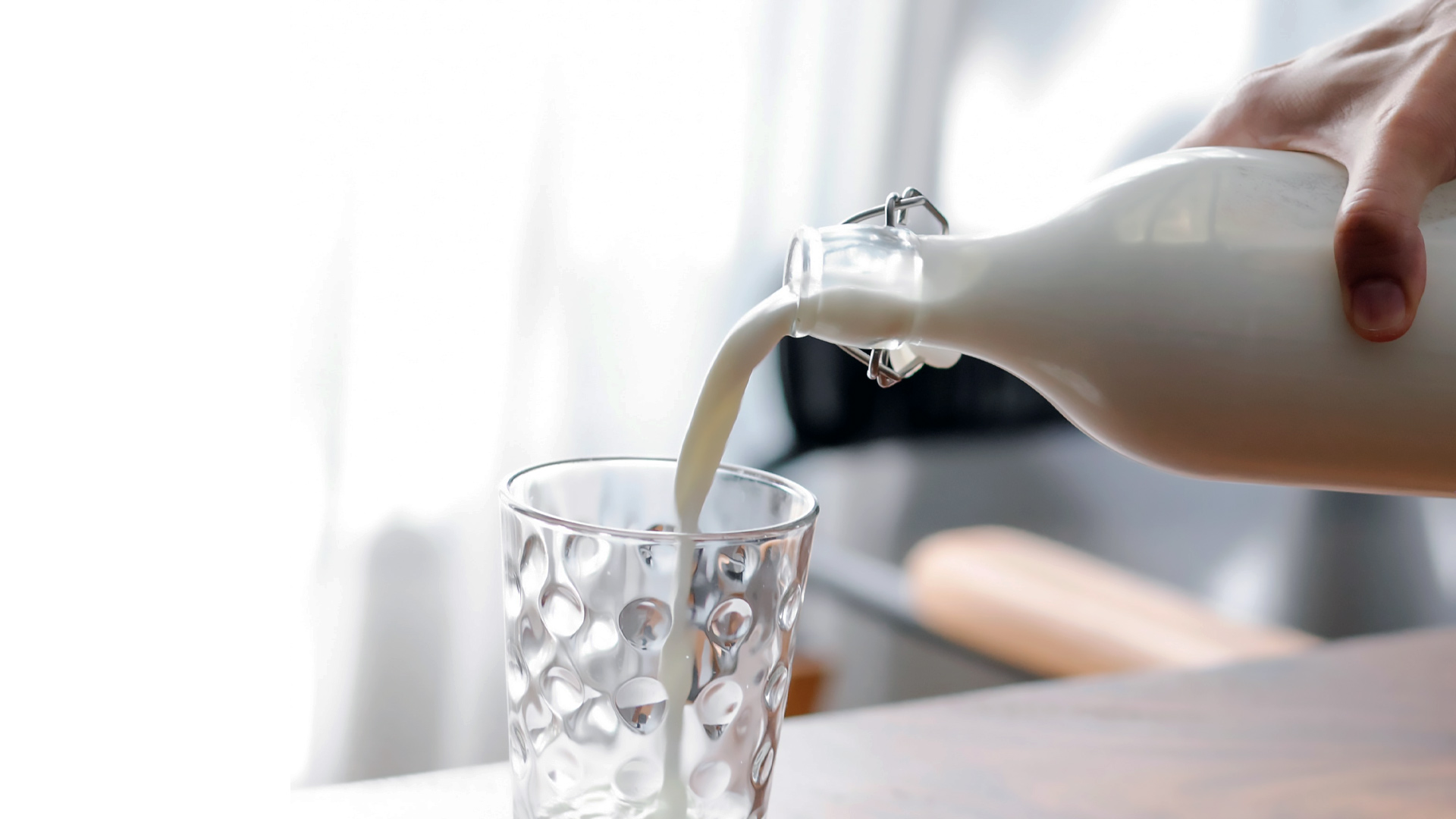 Lactoferrin supplements could aid recovery of COVID19 & Respiratory ...